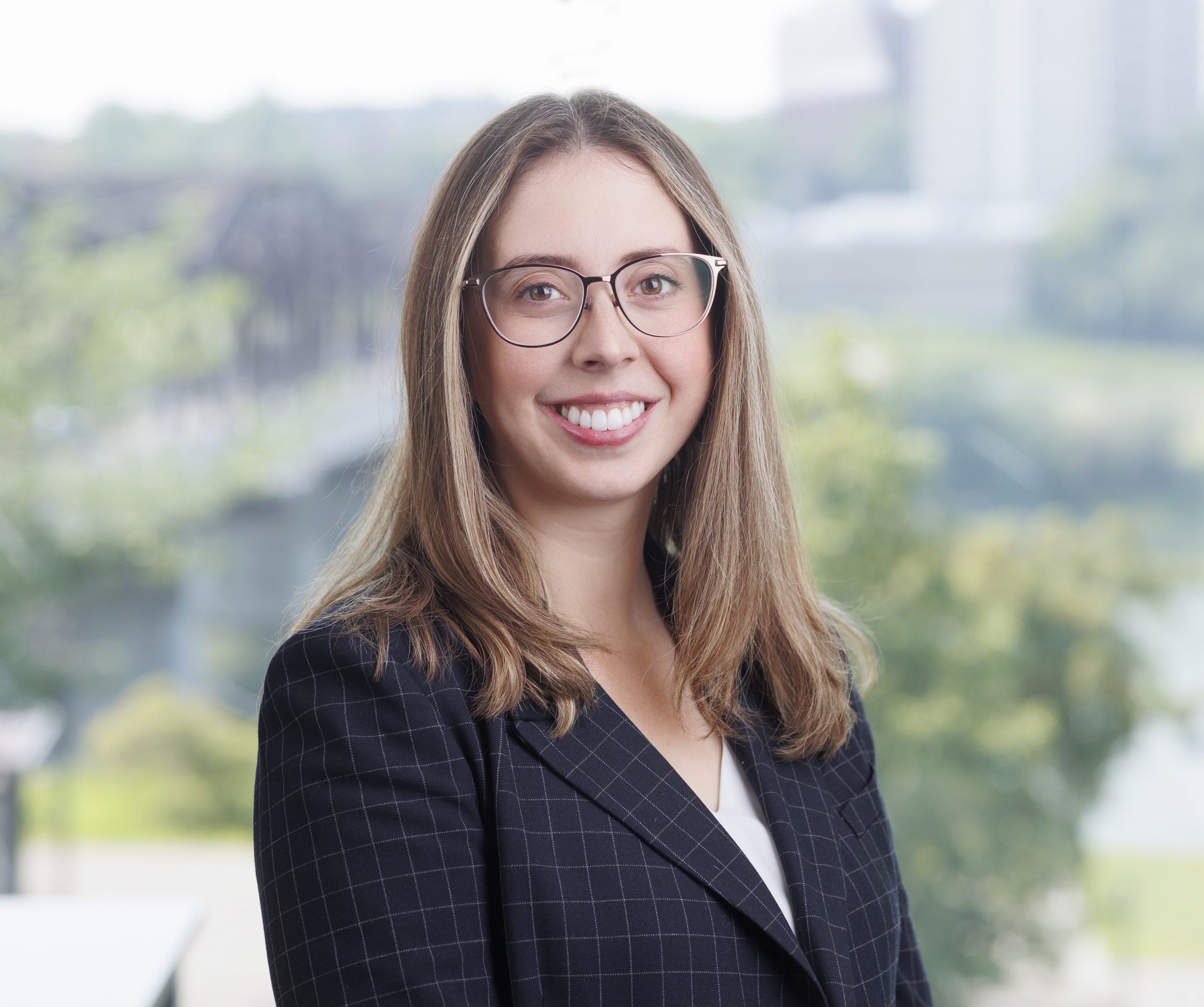 Zoe Johansen-Hill | Our People | MLT Aikins