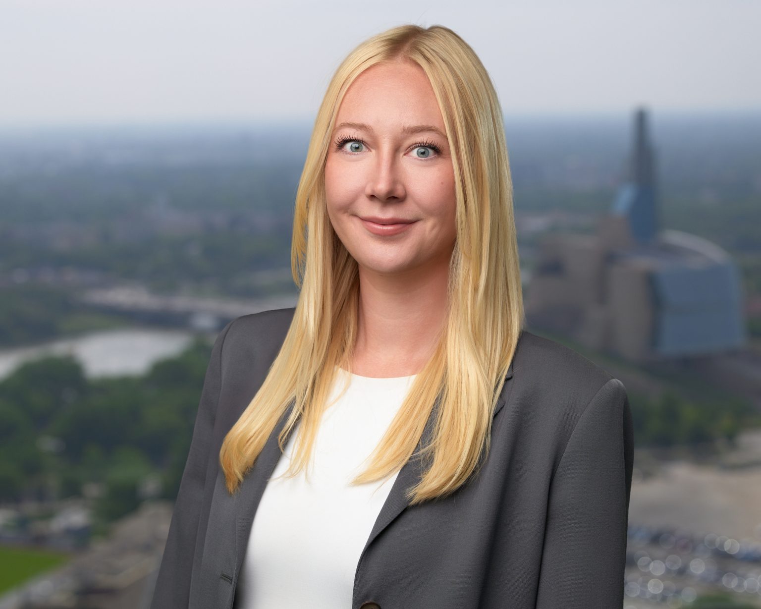 Alli Knox | Our People | MLT Aikins